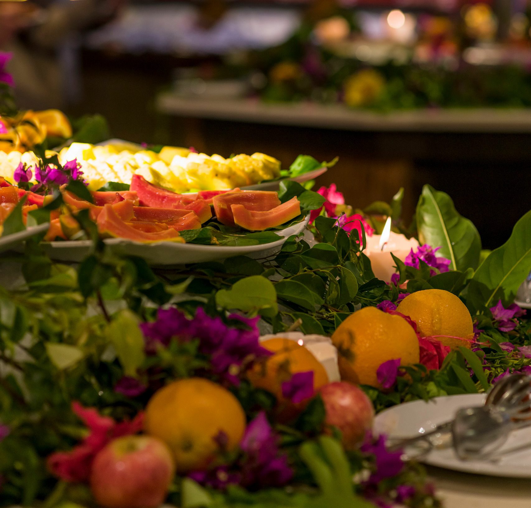 Tahitian Sunday Brunch - InterContinental Tahiti Resort & Spa